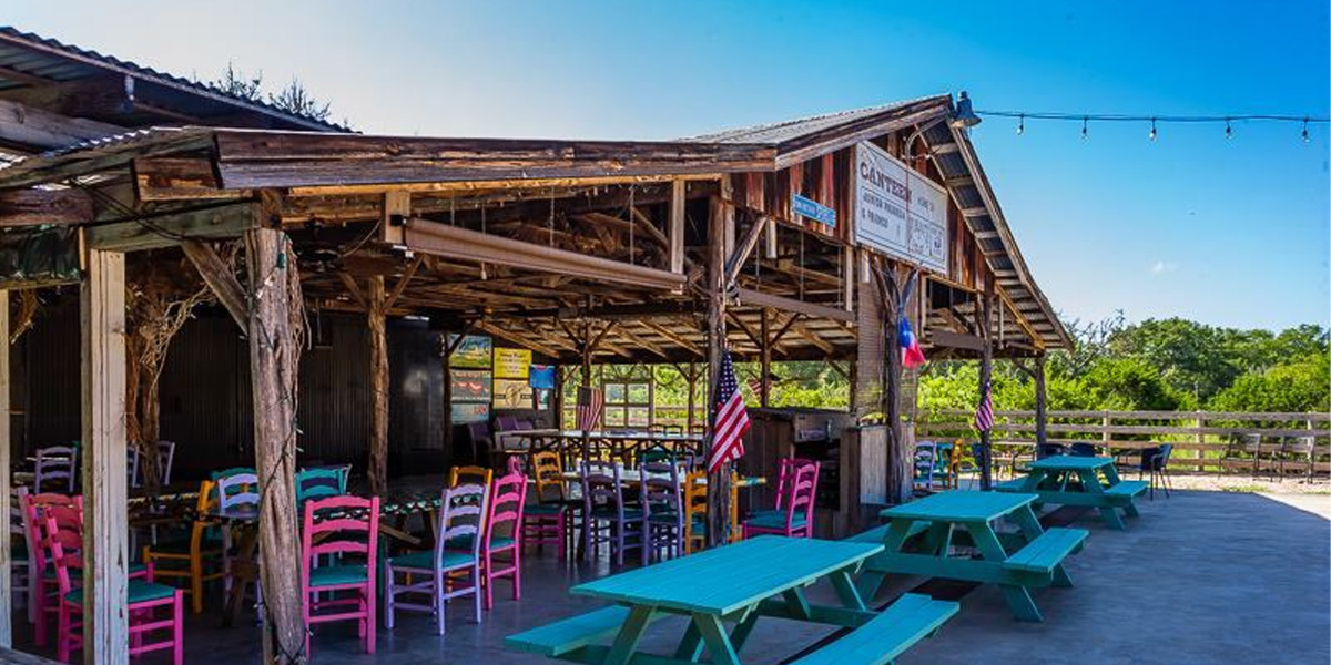 Lazy Days Canteen - Roddy Tree Ranch Resort - Kerrville CVB